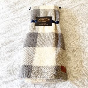 Pendleton | Accessories | Pendleton Sherpa Fleece Throw Buffalo Check ...
